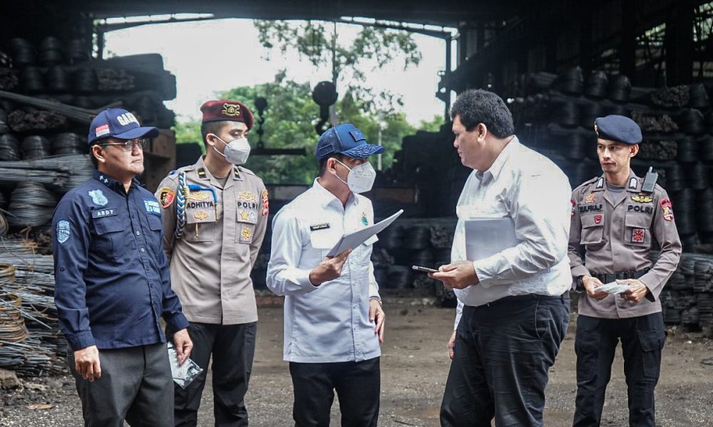 KLH Segel PT Asia Logam Perkasa Terkait Dugaan Pencemaran Limbah B3 – Bogor HD News